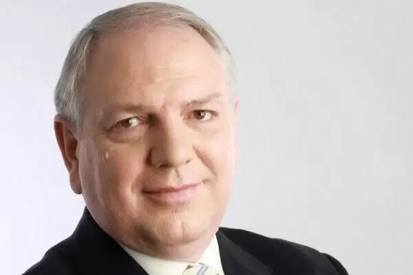 Sylwester Cacek, Sfinks Polska: Do końca roku udział restauracji ...