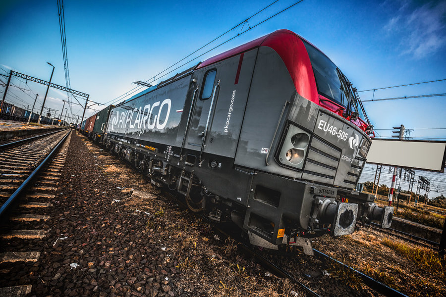 PKP Cargo ma już 20 lokomotyw Vectron MS produkcji Siemens Mobility - BiznesRadar.pl